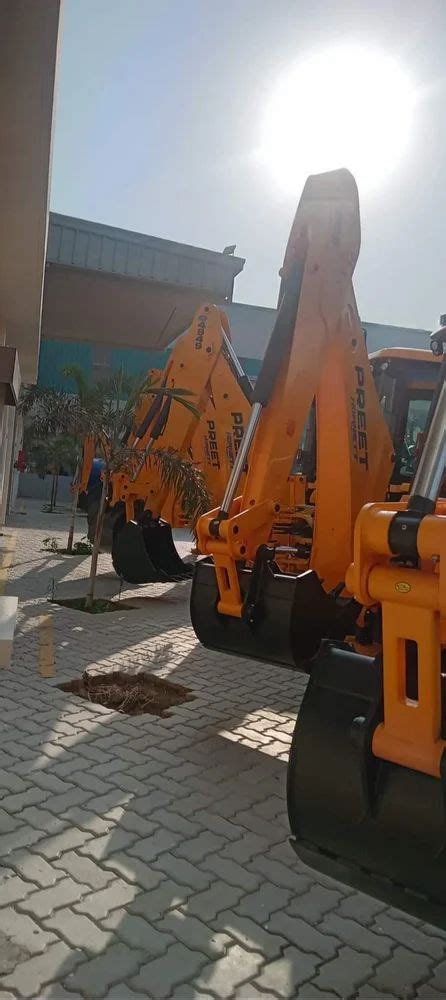 Preet Backhoe Loader 74 Hp At Rs 3051000 In Nagpur Id 2854218521688