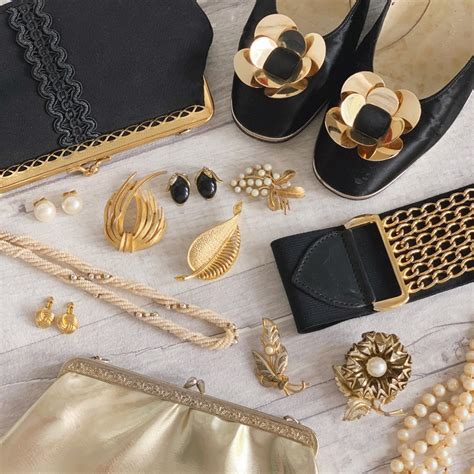 Get The Vintage Look Beautiful Vintage Accessories • Vintage Frills