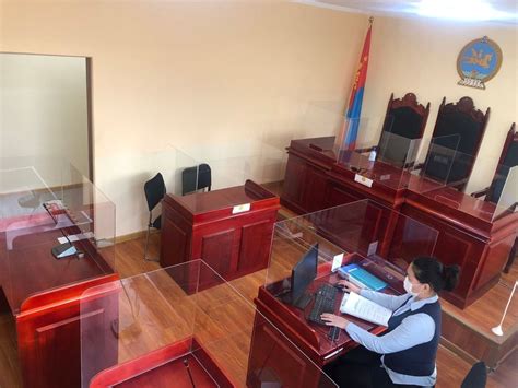 Эрүүл мэндийн даатгалын санд хохирол учруулсан албан тушаалтнуудыг шүүхэд шилжүүллээ