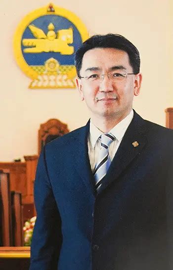 Үе үеийн сайд нар