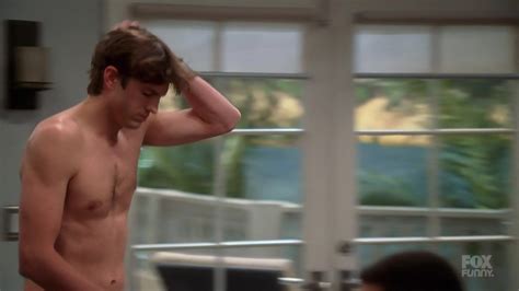 Auscaps Ashton Kutcher Shirtless In Two And A Half Men Oh Look Al Qaeda
