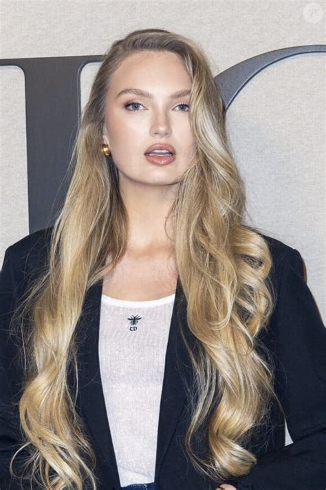 Laetitia Casta Rocknroll En Cuir Pour Dior Elle Brille Devant