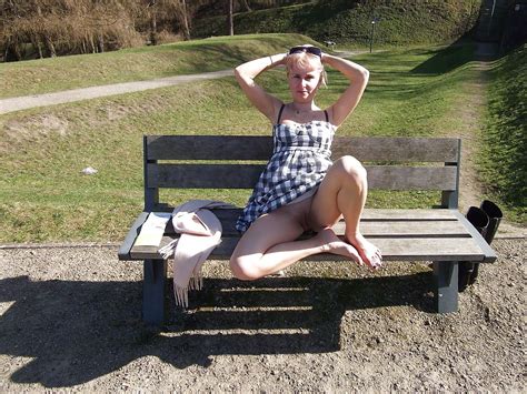 Amateur Mature Showing Outdoors With Out Panties Porn Pictures Xxx Photos Sex Images