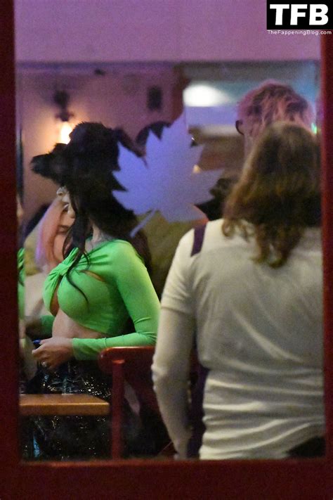 Megan Fox Braless Photos Sexy E Girls