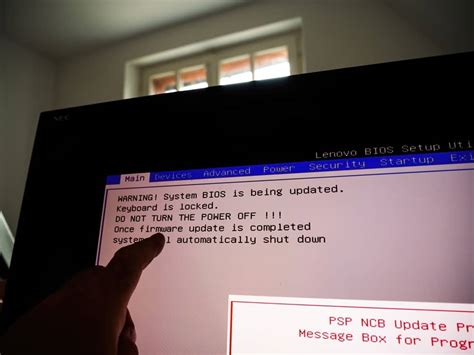 Computer Freezes With Buzzing Sound From Speakers Causes Fixes