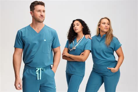 Medical Scrubs And Clothing For Professionnals Garde Malade