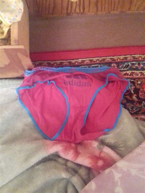 شورت و سوتین مامانم عکس