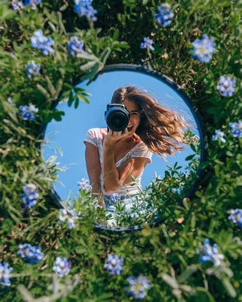 25 Creative Self Portrait Ideas To Repeat In 2026