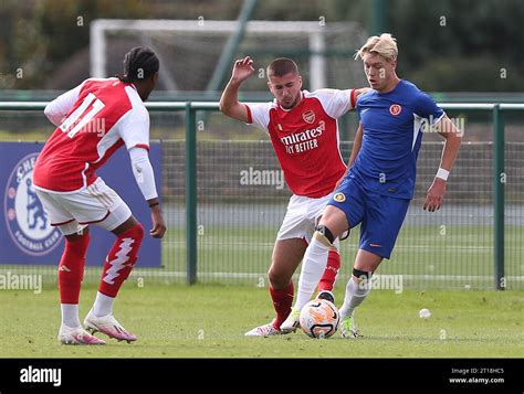 Luis Brown Of Arsenal U18s Battles Frankie Runham Of Chelsea U18s