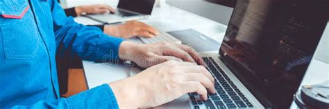 Developing Programmer Development Website Design And Coding