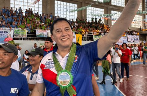 Philip Salvador Na Bash Nang Bongga Matapos Tumalak Sa Naia