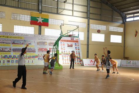 ၇၅ နှစ်မြောက် စိန်ရတုပြည်ထောင်စုနေ့အထိမ်းအမှတ် အသက် ၂၅ နှစ်အောက်အမ