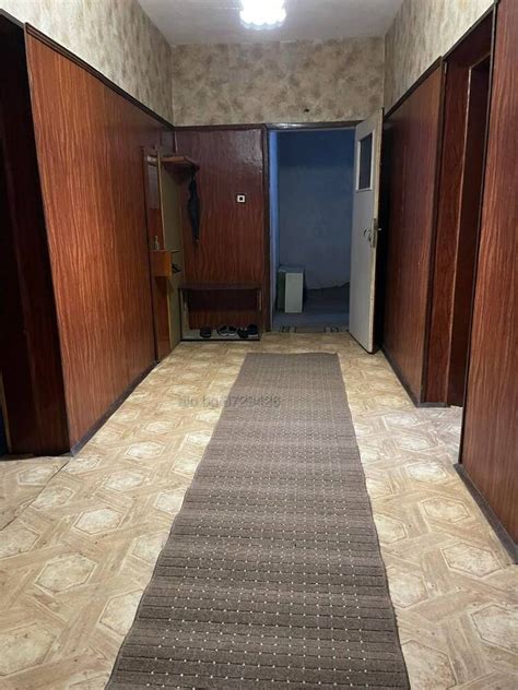 Етаж от къща в село Хрищени Двуетажна къща 130 кв м РЗП 1000 кв м двор Къщи Вили Хрищ