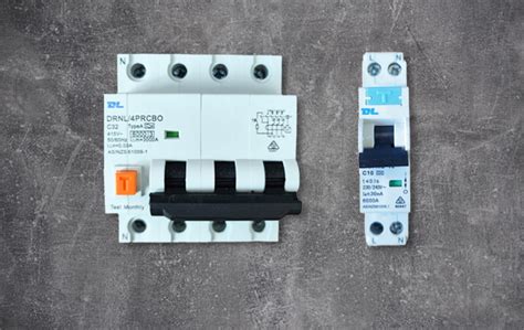 Top Quality Circuit Breakers Wholesale AGM Electrical