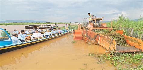 အင်းလေးကန်သန့်ရှင်းသာယာလှပရေး ထိန်းသိမ်းရေးလုပ်ငန်းများဆောင်ရွက်မှုအား ပြည်ထောင်စုဝန်ကြီး ဦးမင