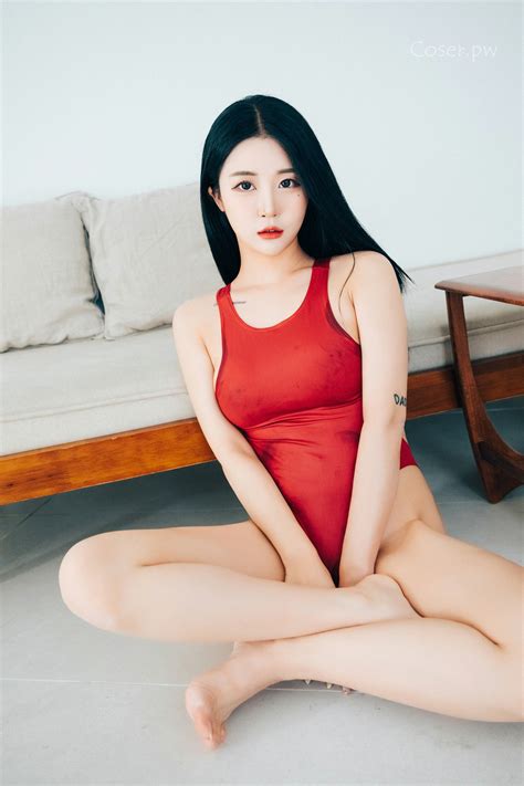 韩系妹子 024 Loozy Bomi 보미 Thin Piece Between 63p 809mb Coser吧