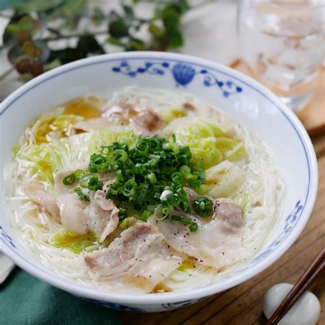 豚バラ肉と白菜のにゅうめん macaroni