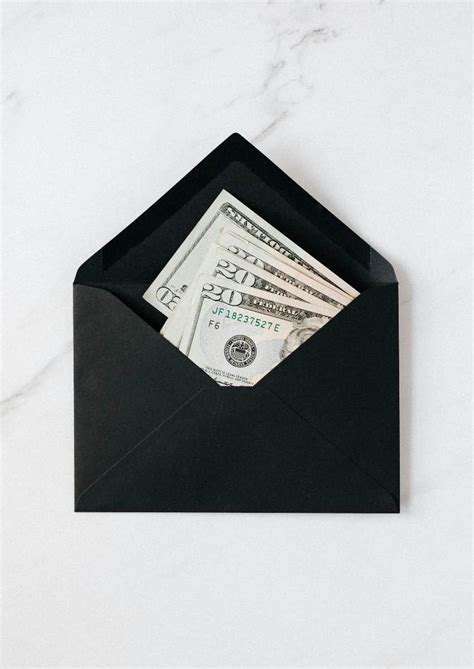 Budget Expert Urges People To Stop Saving So Much Money Yourtango