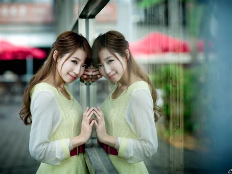 Sweet Charming Beauty Photo Hd Wallpaper Preview Wallpaper Com