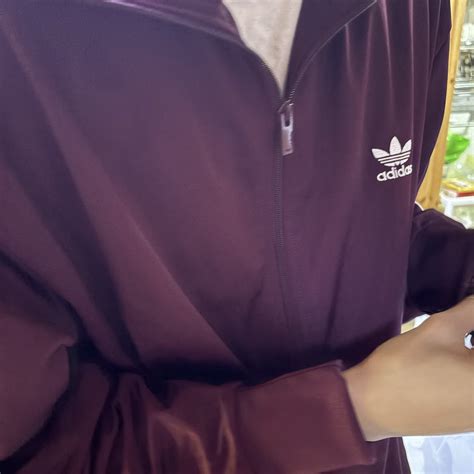 예쁘고 봄에입기 좋은 재질이예요 Kream