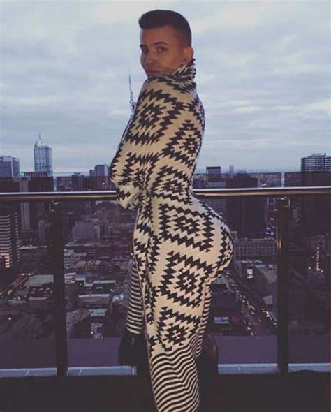 Руби Ру мужская версия Ким Кардашьян ФОТО