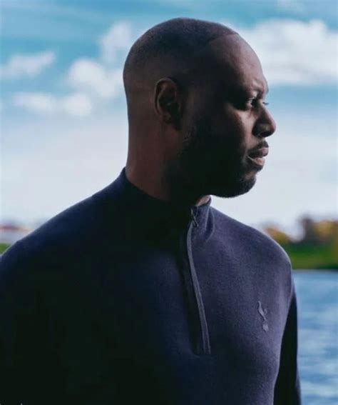 一条围巾140英镑，太阳报：热刺球迷对球队推出的高价周边不满