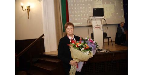 Проф Евелина Славчева встъпи в длъжност като първата жена председател на БАН