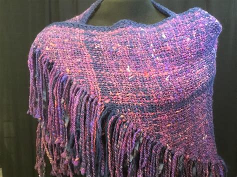 Handspunhandwoven Wool Triangular Shawl Eventeny