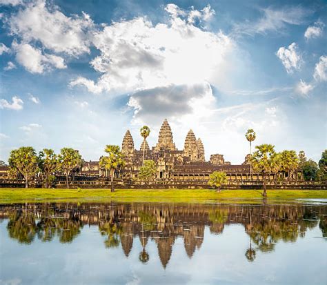 48100 นครวัด เมืองพระนคร ภาพถ่ายสต็อก รูปภาพ และภาพปลอดค่าลิขสิทธิ์