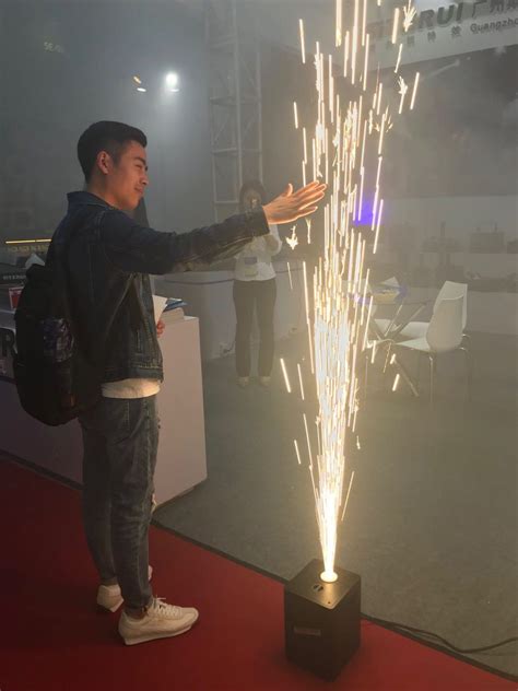 500w Spark Machine With Remote And Dmx Control Led Stage Lighting Manufacturer