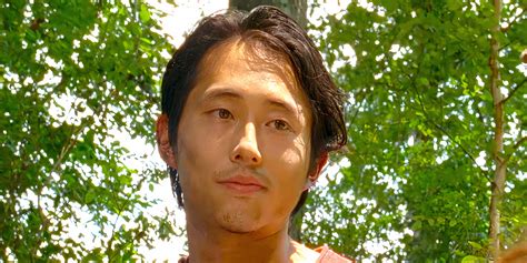 Steven Yeuns Potential Return As Glenn In The Walking Dead Addressed By Scott Gimple It Comes