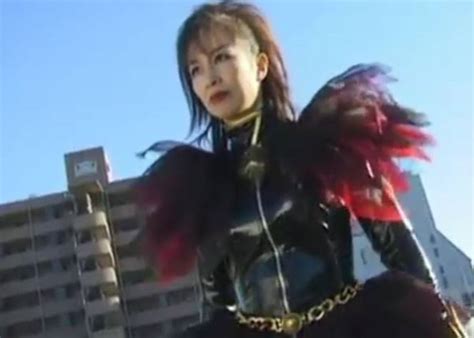 富沢美智恵さん 篠ちゃんの超アクションブログ派手に行くぜ