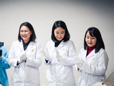 Хатуу саванг 100 хувь дотооддоо хангаж цагт гурван мянган саван үйлдвэрлэх автомат үйлдвэр