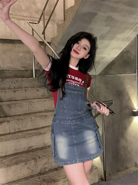 무아니 데님 레트로 포켓 미니 멜빵 스커트 데일리룩 여행룩 스트릿 촬영룩 여친룩 나들이룩