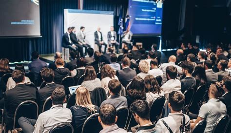 Cultivating Problem Solving Through The Synergistic Lens Of Design Thinking And Strategic