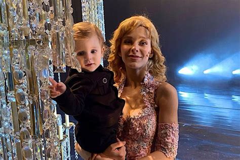 Беременная Елизавета Арзамасова поделилась трогательным видео с сыном Вокруг ТВ