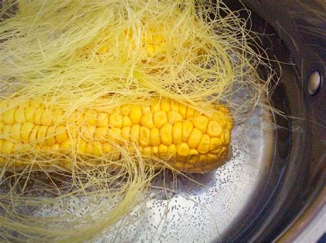 Вареная кукуруза с солью простой рецепт с фото