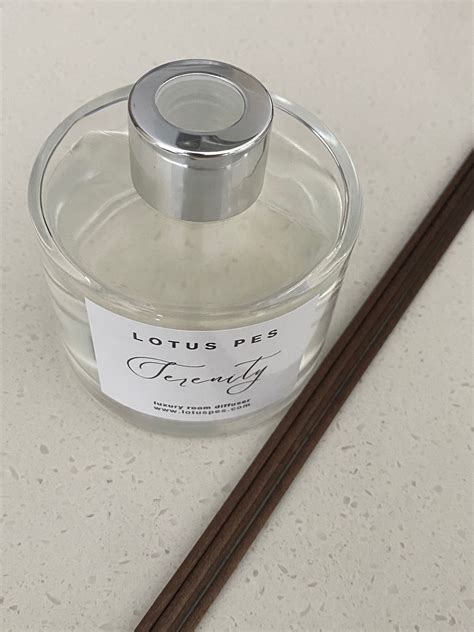 Serenity Diffuser Lotus Pēs