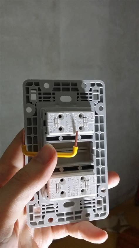 이 전기 콘센트 어떻게 쓰는건가요 지식in