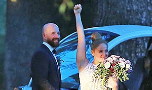 Erika Christensen Cole Maness Share Wedding Photo See Her Dress