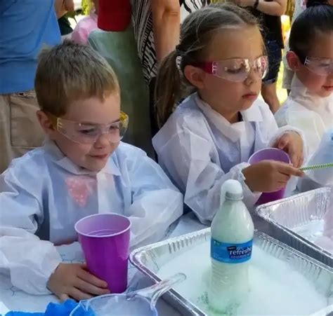 儿童一次性实验服基本指南：用途、优点和购买技巧 Morntrip