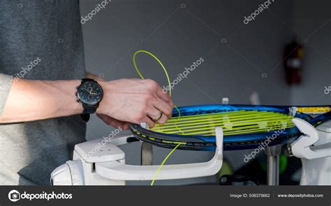 Close Tennis Racket Electronic Stringing Machine Process Replacement