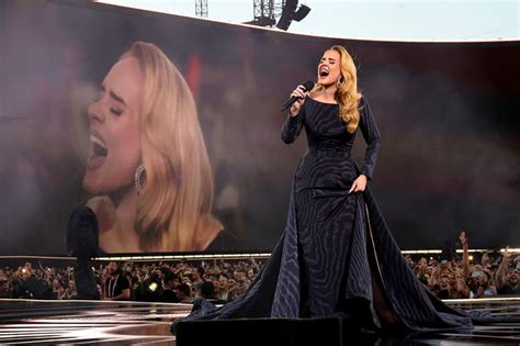 Adele Wore Armani Privé Cong Tri And Dior Haute Couture Performing In Munich