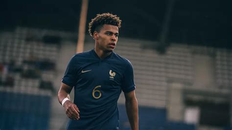 Mercato Rennes Ouvre Grand La Porte Au Psg Pour Désiré Doué