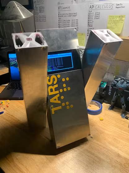 Raspberry Pi Brings Interstellars Tars Replica To Life Toms Hardware