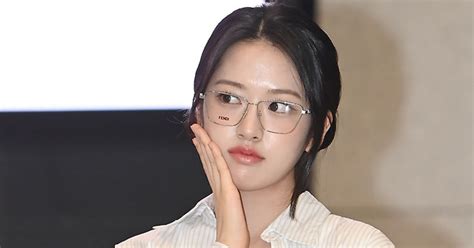 아이브 안유진 바라볼 수 밖에 없는 예쁜 미모[엑s Hd포토]