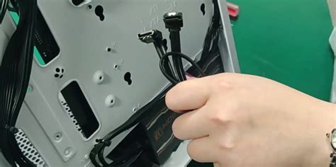 机械硬盘安装全套教程360新知