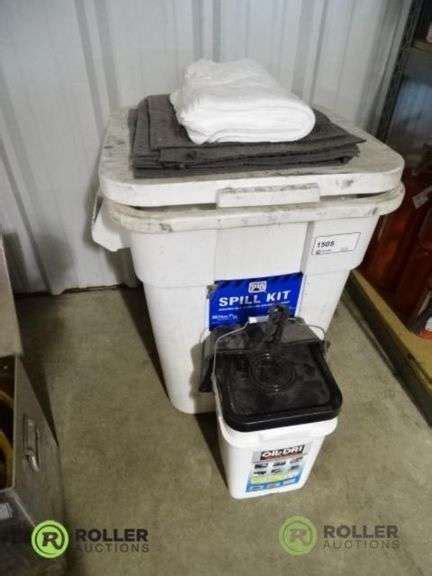 New Pig Spill Kit 5 Gallons Of Oil Dry Quick Sorb And Absorbent Pads