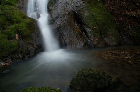 山陰の滝を見る 芦谷の滝 冬 山陰日和 風だより