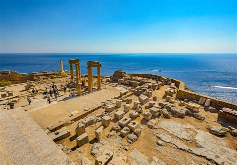 Wondrous Echoes In The Aegean The Colossus Of Rhodes